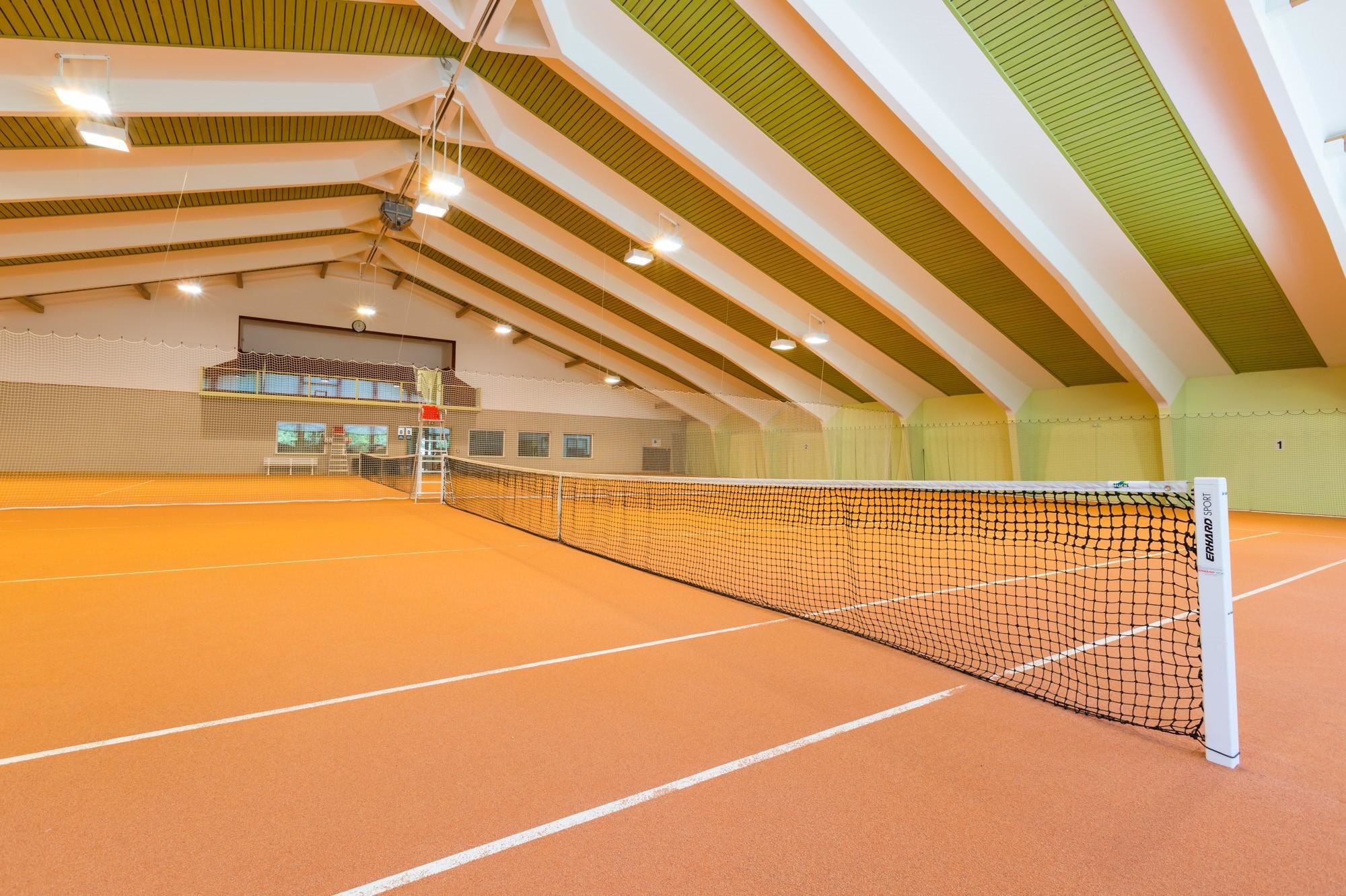 Tennis & Squash - Erlebniswelt Alpenbad Leutasch