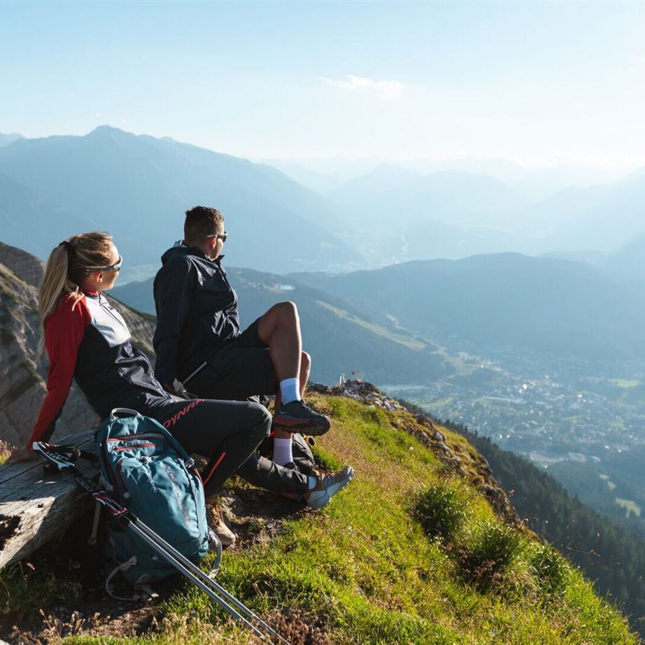 Hiking to the Seefelder Spitze, 2,221 m and Seefelder Joch